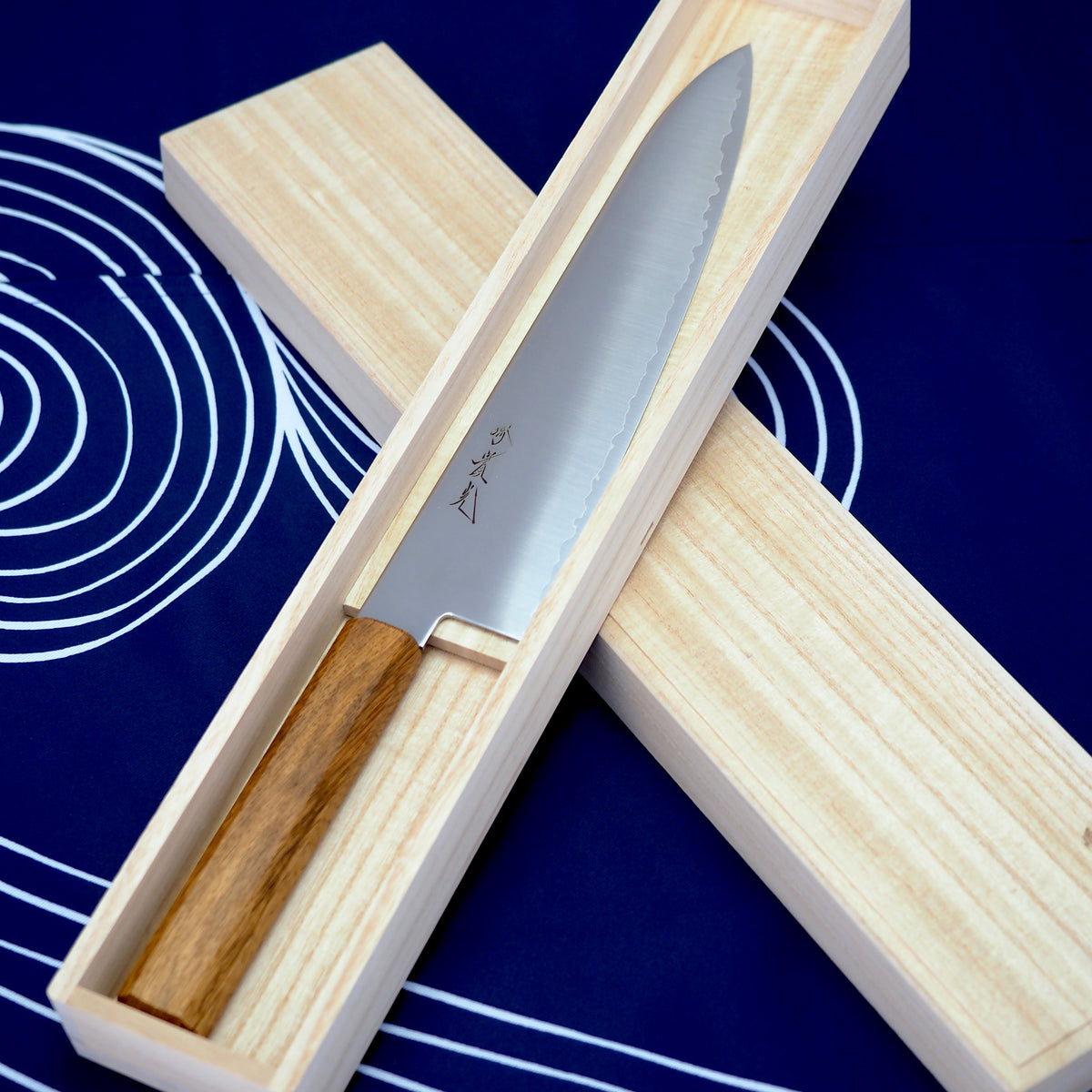 Jikko wooden gift box for gyuto 24cm – Kaz's Knife and Kitchenware