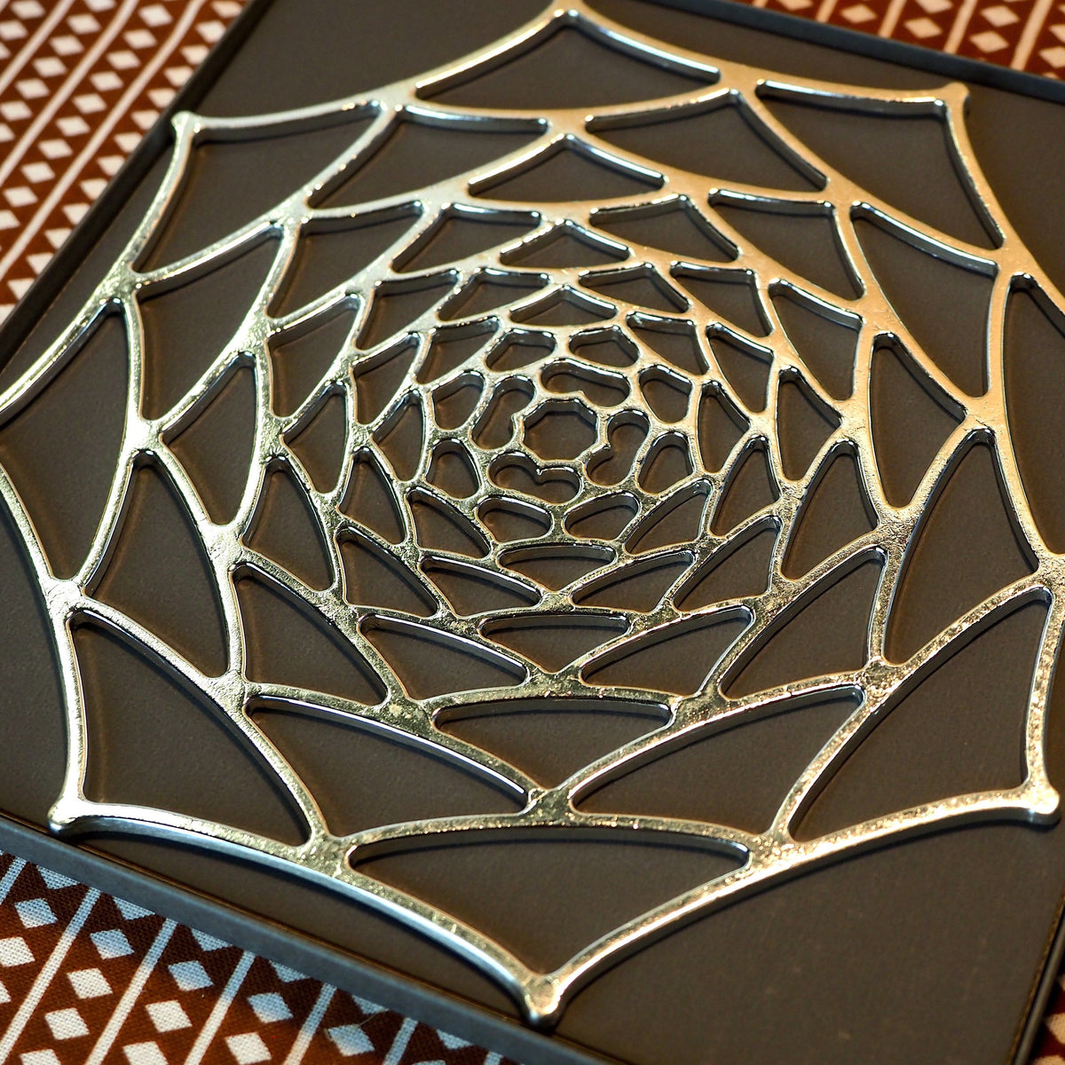 Nousaku - KAGO Bendable Tin Basket - Dahlia M – Kaz's Knife and Kitchenware